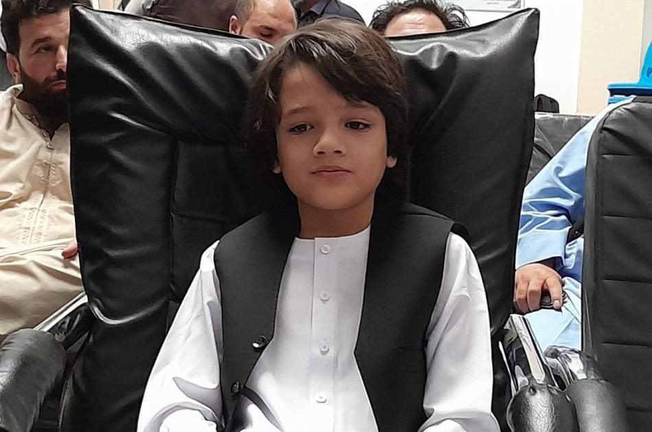 Mohammad Amiri, a 9-year-old genius from Herat who is fluent in 8 ...