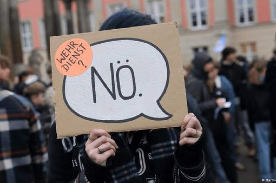Thousands of German students protest against possible restoration of ...